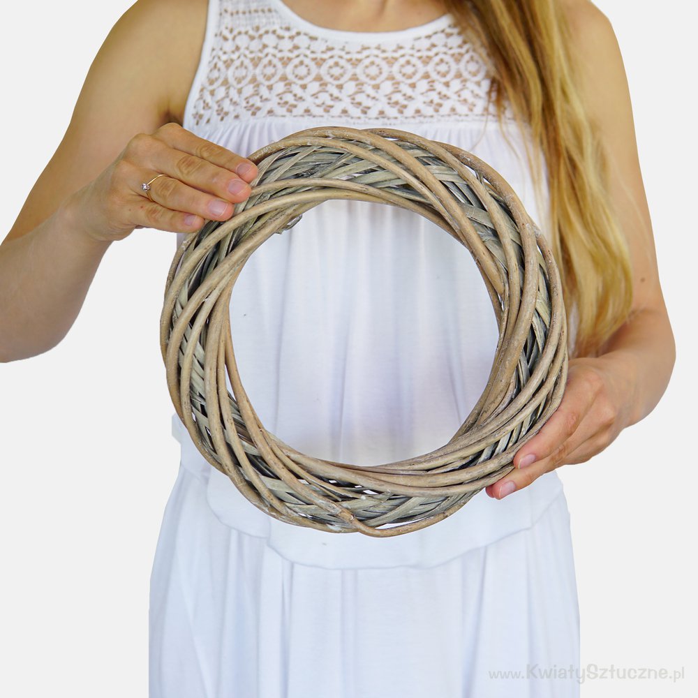 Wianek wiklinowy 25 cm Y456 - Wianki i Ringi
